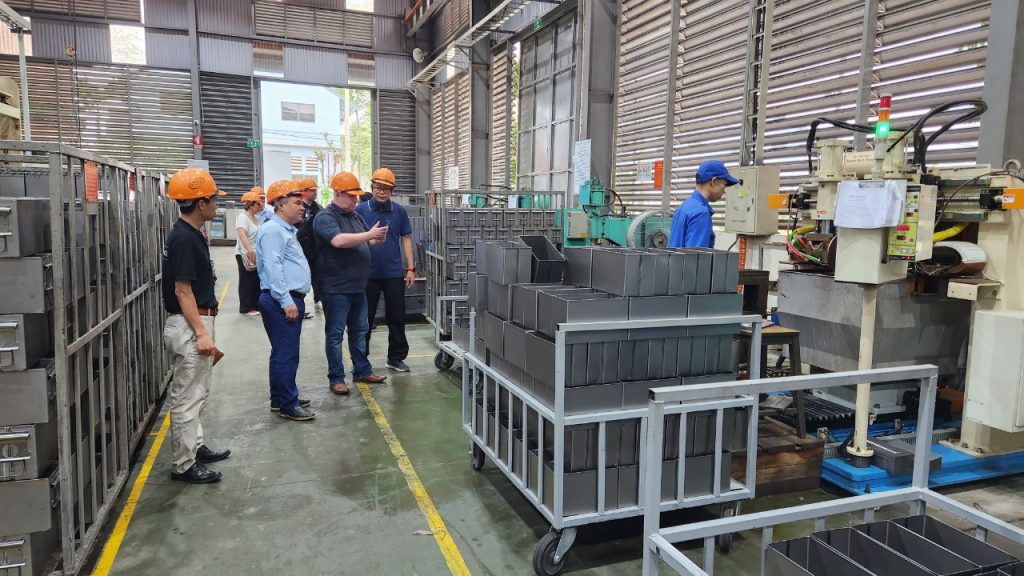 Survey And Evaluation Of Suppliers At 83MEC From An International ...